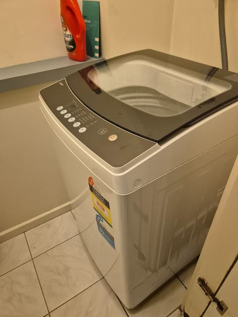 Free washing machine - Washing Machines & Dryers in Richmond VIC ...