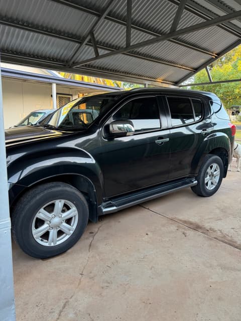 2014 ISUZU MU-X LS-T (4x4) 5 SP AUTOMATIC 4D WAGON | Cars, Vans & Utes ...