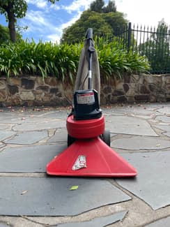 Victa Vac 500 Outdoor Vacuum Cleaner